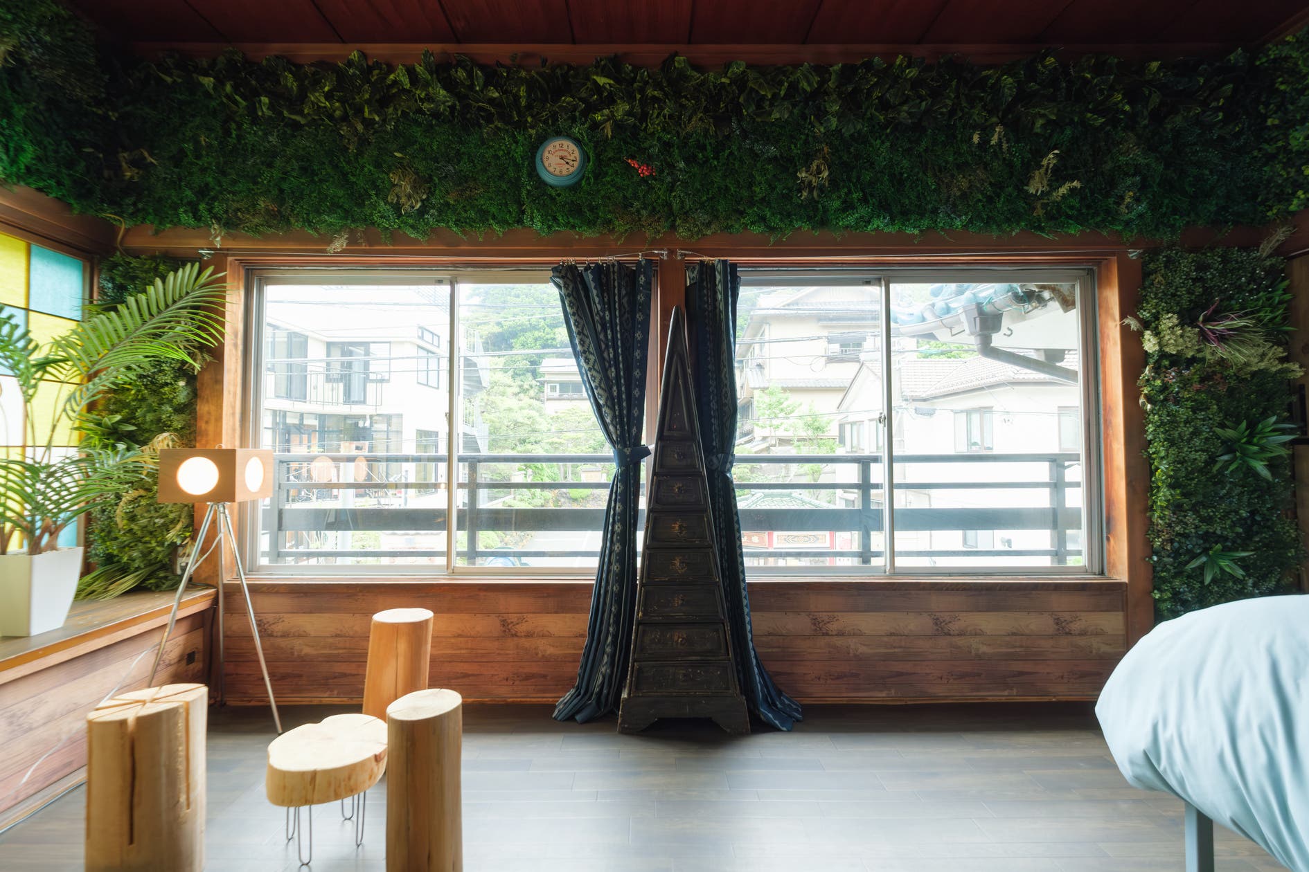 【長谷駅徒歩5分】女子会や撮影に最適！　”African Wild Lounge”の写真6