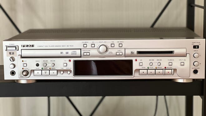 長時間踊っても疲れない高級桜材の床!ヨガ・ピラティス・武道・ダンス・撮影会・お茶会・手話・イベントの写真11