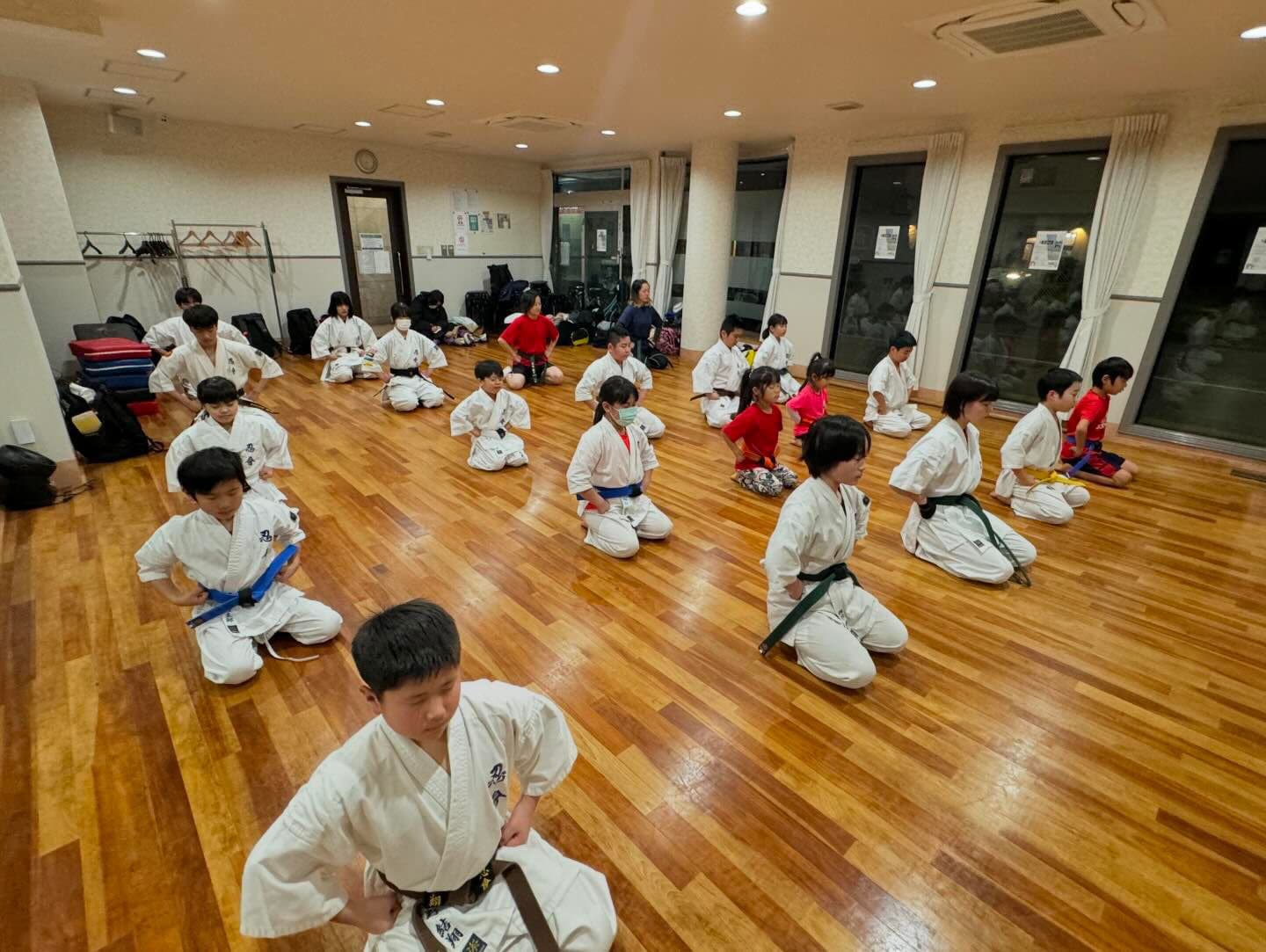 長時間踊っても疲れない高級桜材の床！ヨガ・ピラティス・武道・ダンス・撮影会・お茶会・手話・イベントの写真16