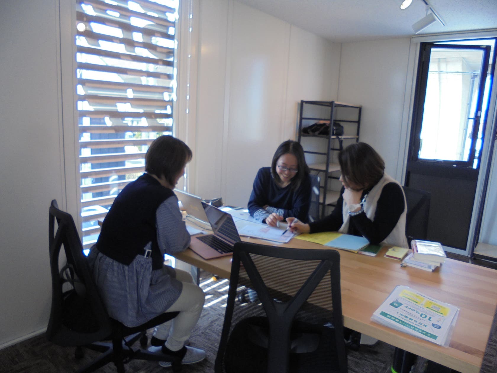 【Meeting2】✨U-SPACE東大阪店✨会議や打ち合わせにぴったりのオフィススペースです♪Wi-Fi/東大阪市の写真6