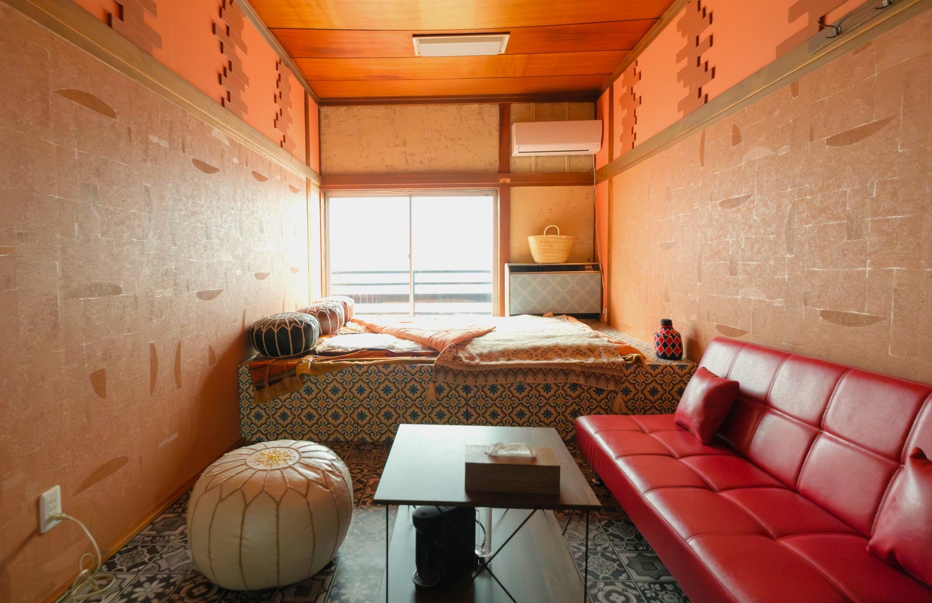 【長谷駅徒歩5分】鎌倉大仏から徒歩1分！観光の合間にひと休み。 ”Moroccan Back Room”の写真1