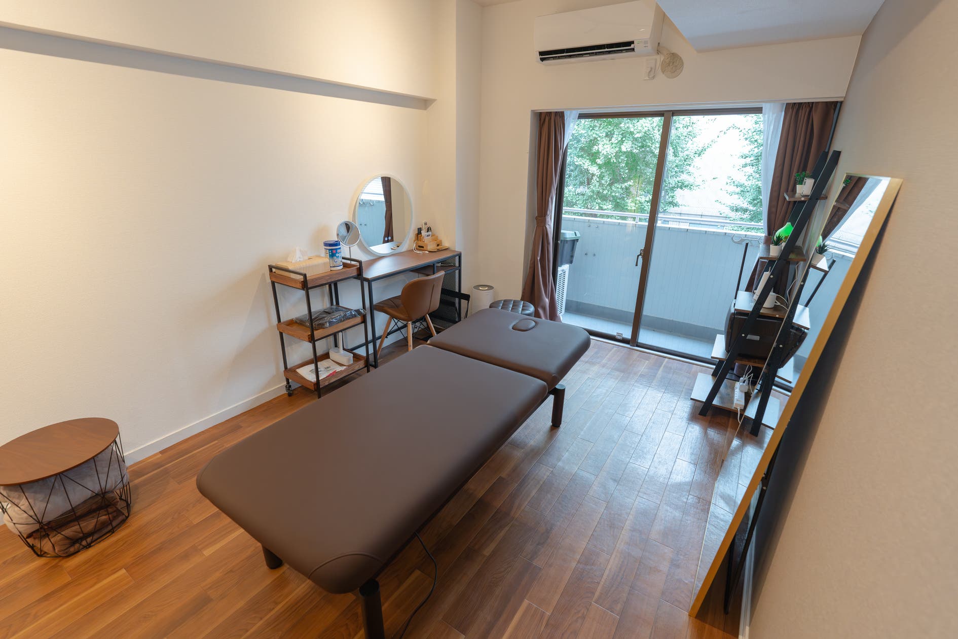 【渋谷駅5分】完全個室のプライベートサロン✨木目基調とした良質空間🌿の写真5