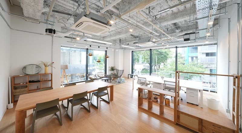 【バウムハウス　Office7】が大きく自然光で明るい個室！ポートレートや動画・商品撮影他、ワークショップ等にも！