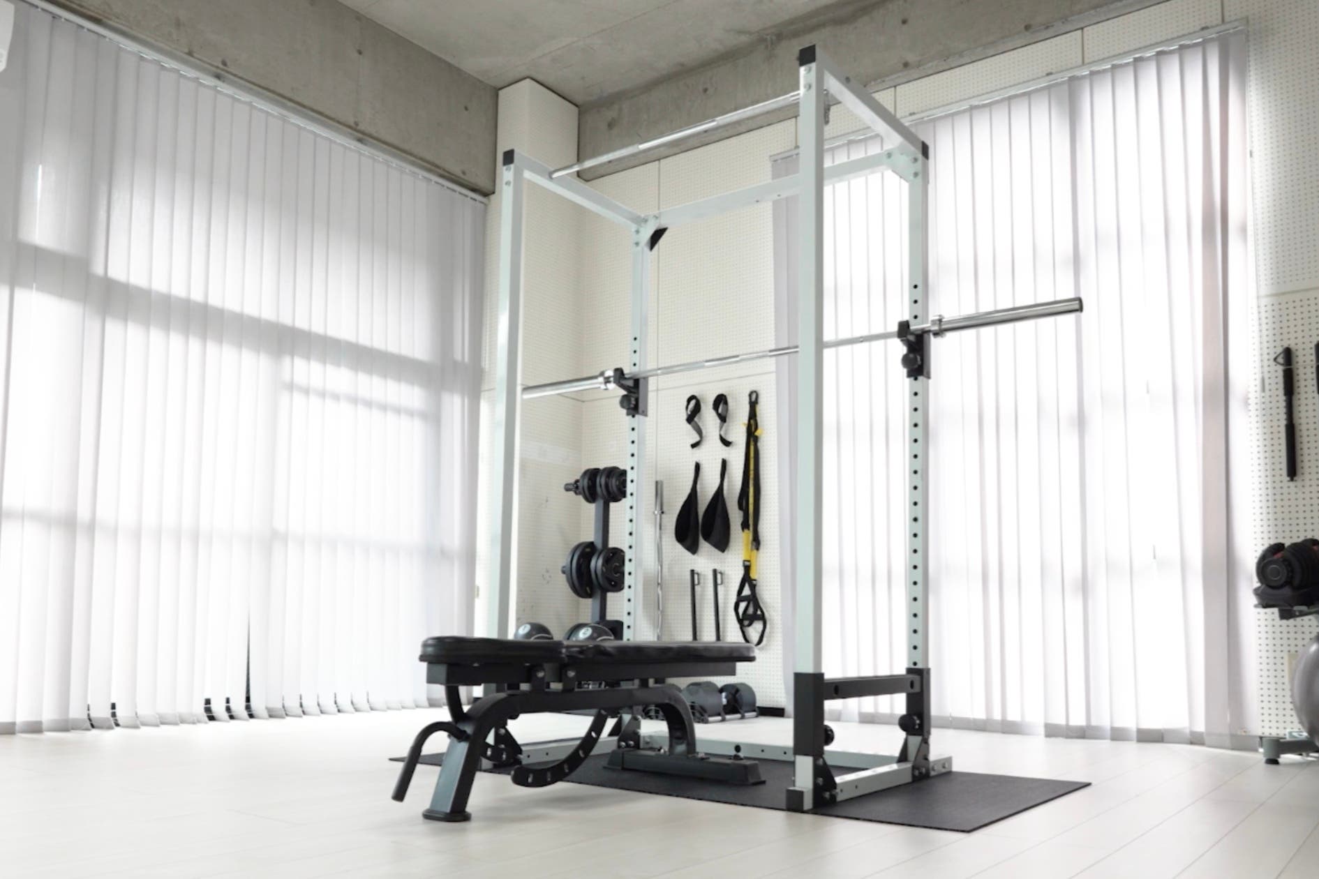 トレーニング/ヨガ/マシンピラティスを駅近で広々な個室レンタルジムで！/高宮/薬院/大橋/格安/見学大歓迎の写真1