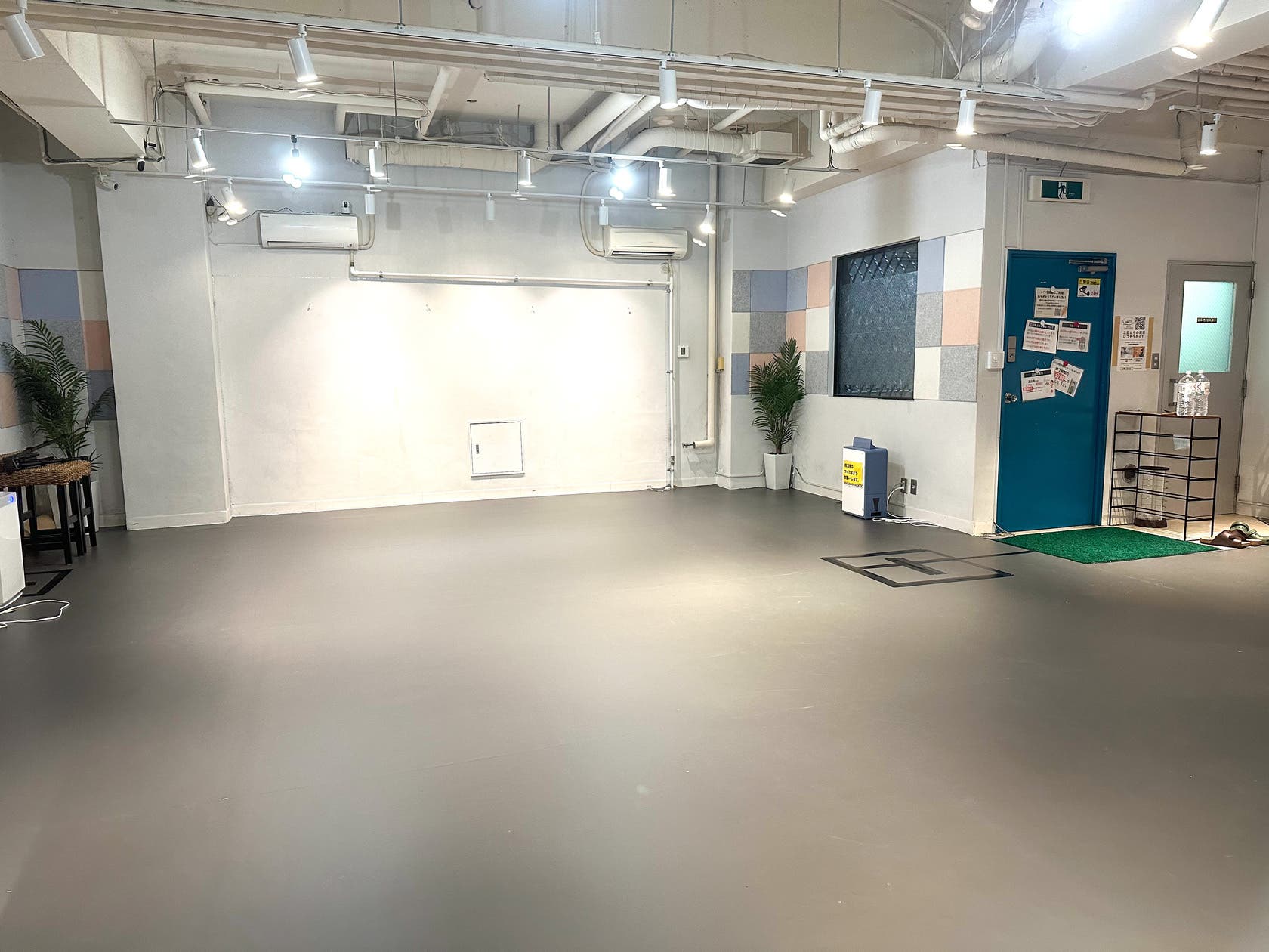 【駅徒歩30秒】83㎡ 大型スタジオ　リノリウム床　撮影機材豊富の写真10