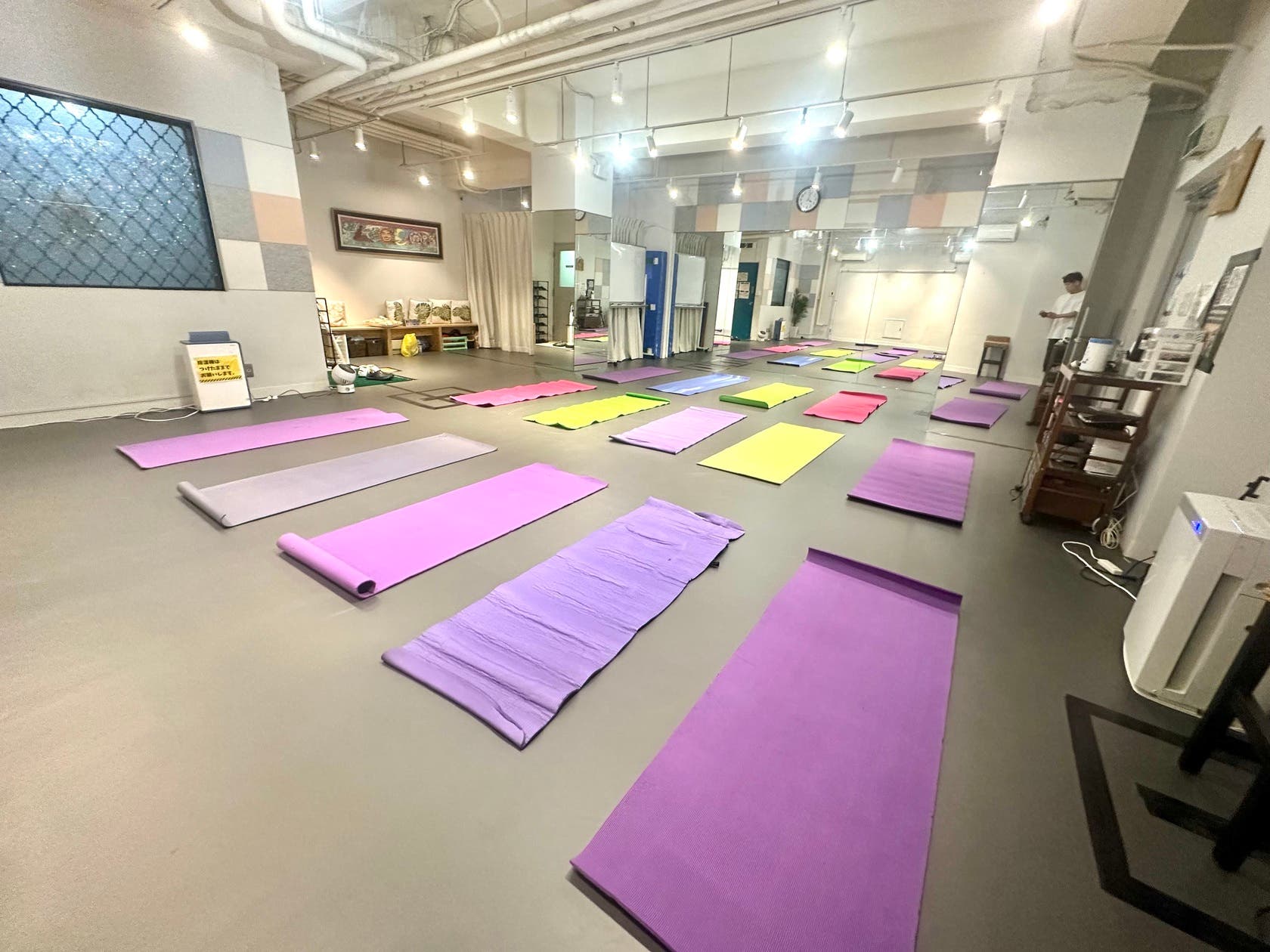 【駅徒歩30秒】83㎡ 大型スタジオ　リノリウム床　撮影機材豊富の写真3