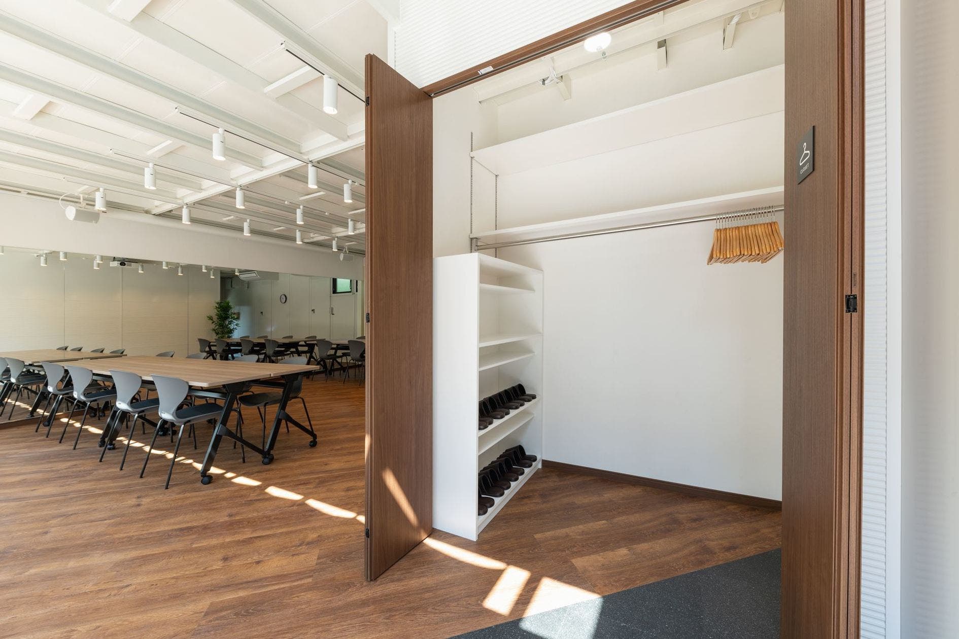 【Community】✨U-SPACE川崎店✨大鏡やプロジェクターなどが充実しています♪Wi-Fi/川崎市の写真7