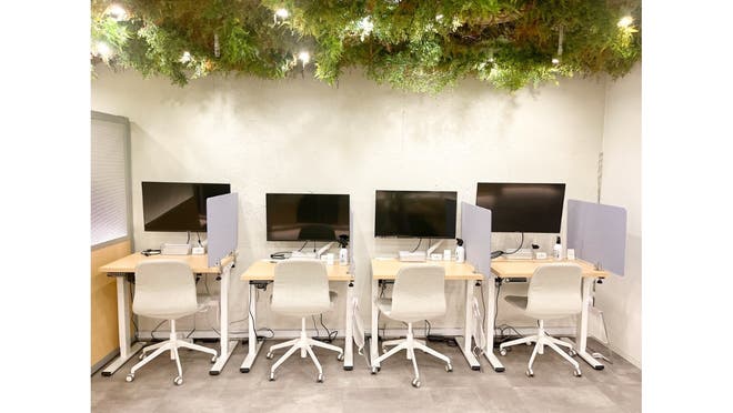 🌟ワークショップ・展示会・趣味会🌟【新橋駅徒歩1分|65名利用可!】区画分けされたフロアを貸切/Wi-Fi/電源/モニターの写真4