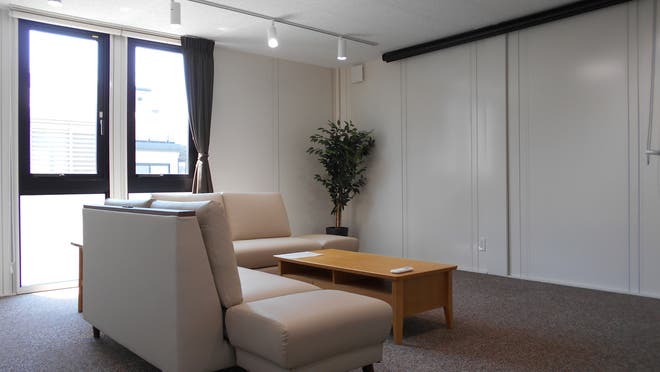 【Living1】✨U-SPACE川崎店✨リビングのようにくつろげるスペースでホームパーティなどに最適です♪Wi-Fi/川崎市の写真1