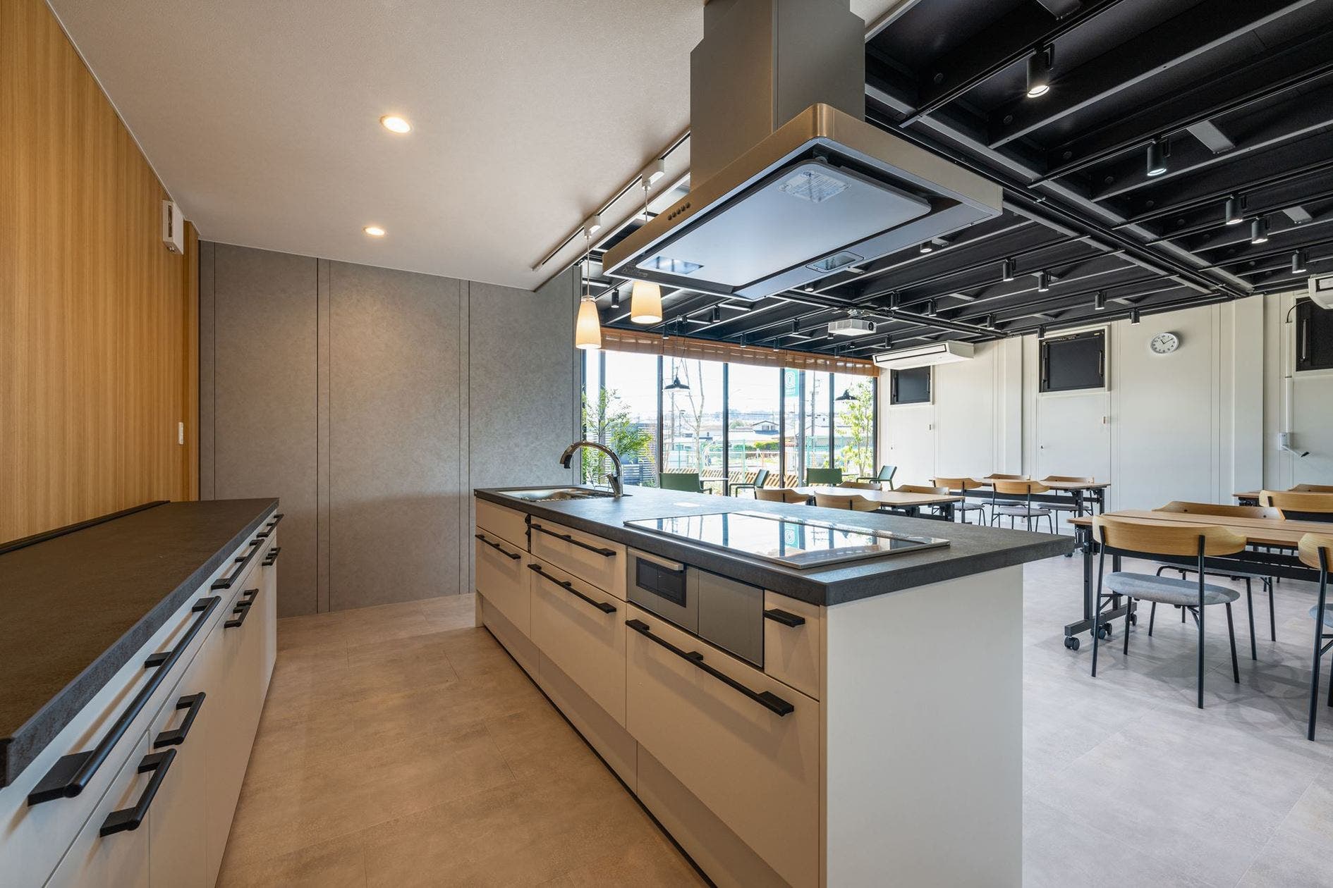 【Community】✨U-SPACE横浜南店✨プロジェクター・大鏡・キッチンなどが充実しています♪Wi-Fi/横浜市の写真6