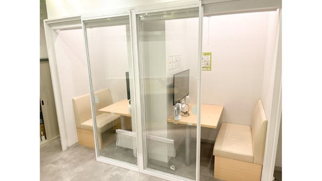 🌟ワークショップ・展示会・趣味会🌟【池袋駅徒歩2分|60名利用可!】区画分けされたフロアを貸切/Wi-Fi/電源/モニターの写真4