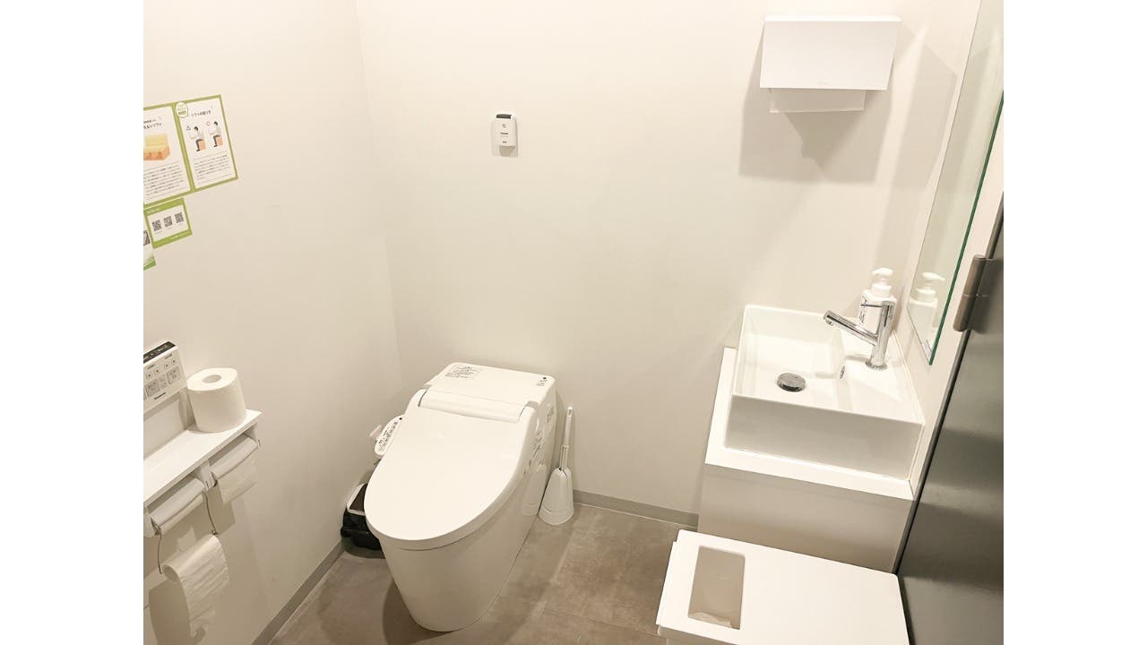 🌟ワークショップ・展示会・趣味会🌟【池袋駅徒歩2分｜60名利用可！】区画分けされたフロアを貸切/Wi-Fi/電源/モニターの写真6