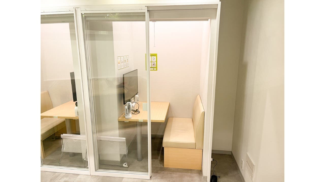 🌟ワークショップ・展示会・趣味会🌟【池袋駅徒歩2分｜60名利用可！】区画分けされたフロアを貸切/Wi-Fi/電源/モニターの写真13