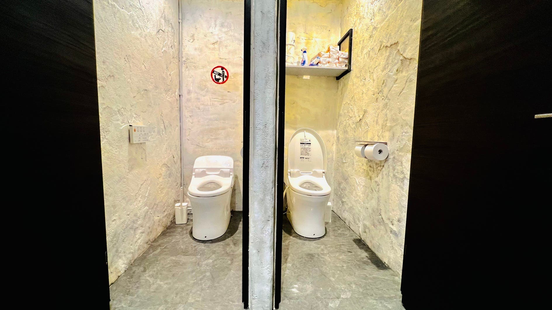 多目的レンタルスペース ダーツバー 歌舞伎町ゴジラロード 撮影、イベント他！の写真12