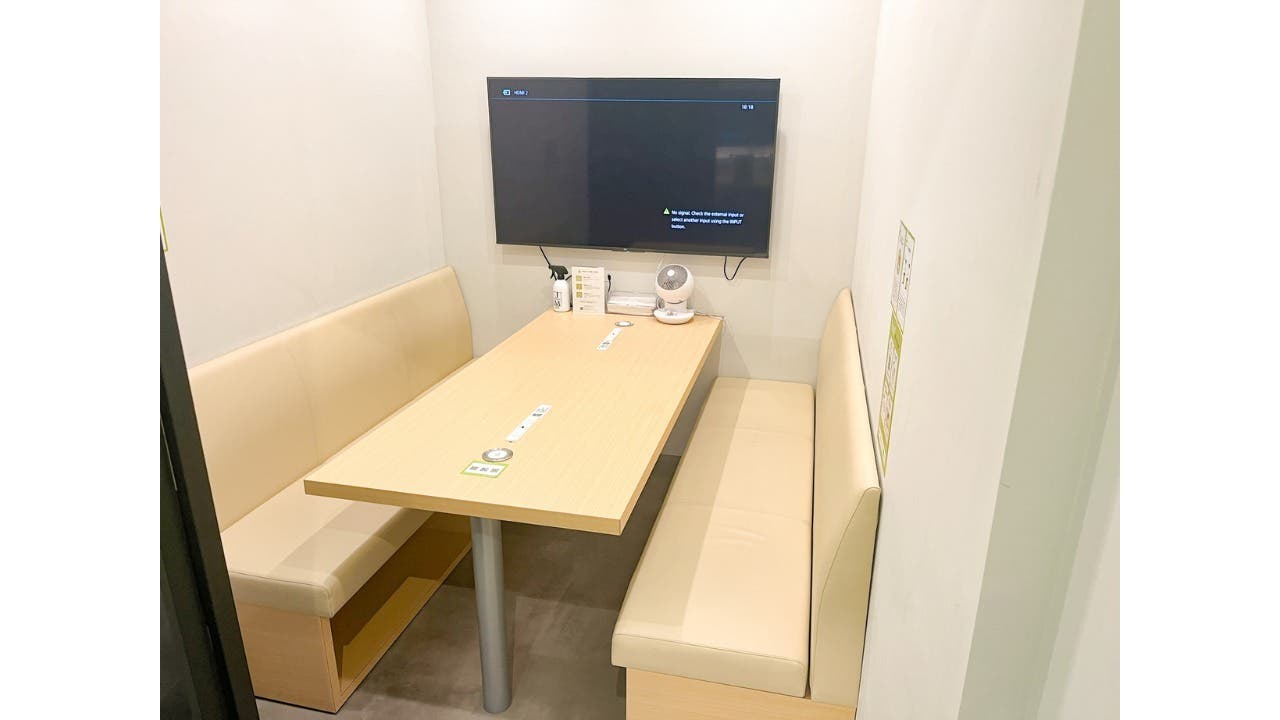 🌟ワークショップ・展示会・趣味会🌟【新宿駅徒歩4分｜70名利用可！】区画分けされたフロアを貸切/Wi-Fi/電源/モニターの写真13