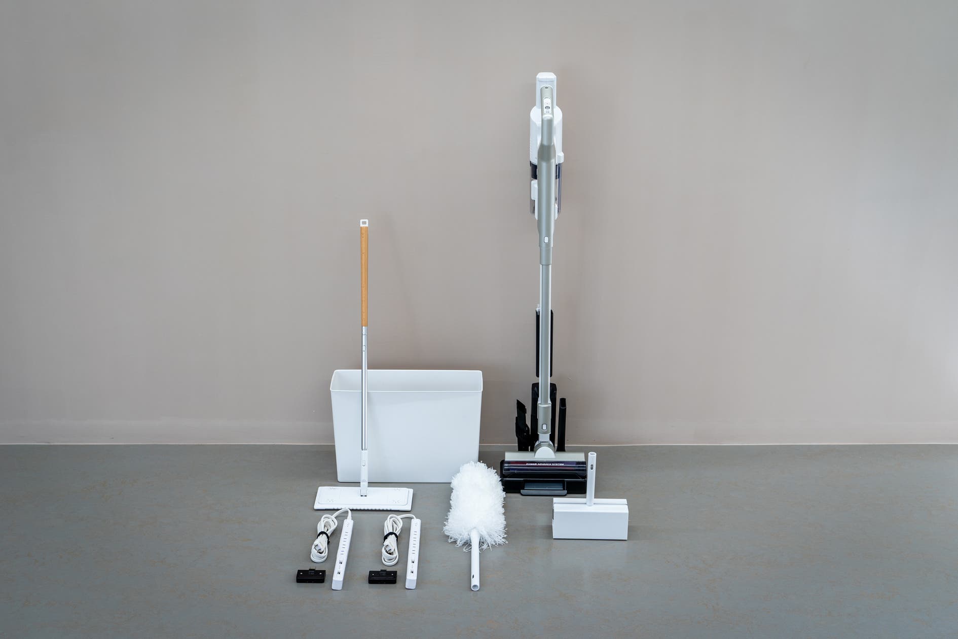 西永福駅徒歩1分！ヨガ・ピラティスのグッズ充実。47㎡の広々空間。施術ベッド6台机に椅子も。グッズや設備は全て無料☺︎の写真16