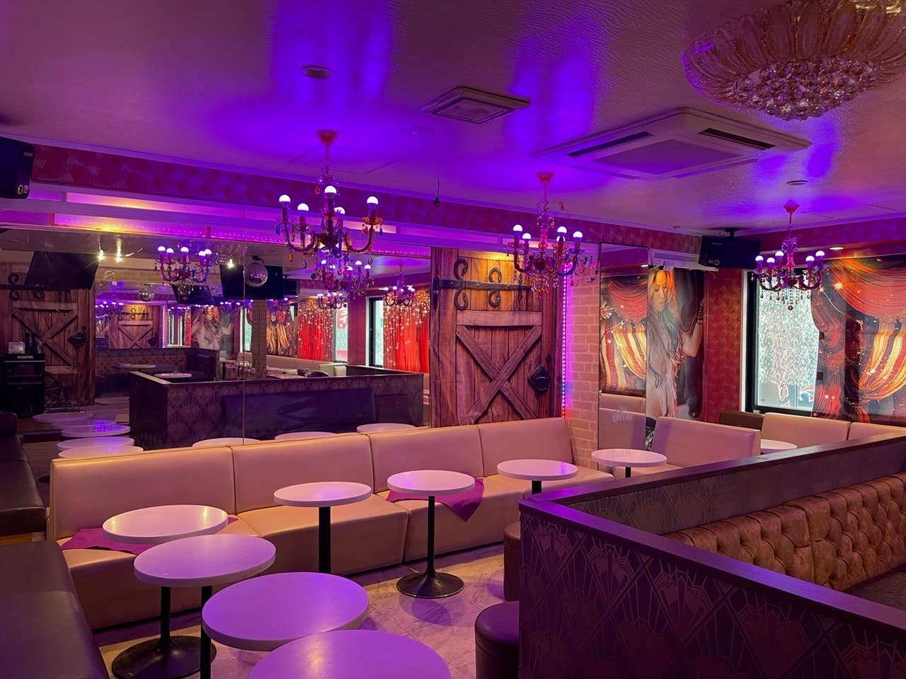 小岩駅から徒歩2分のカラオケ付きゴージャスなイベントスペースの写真13