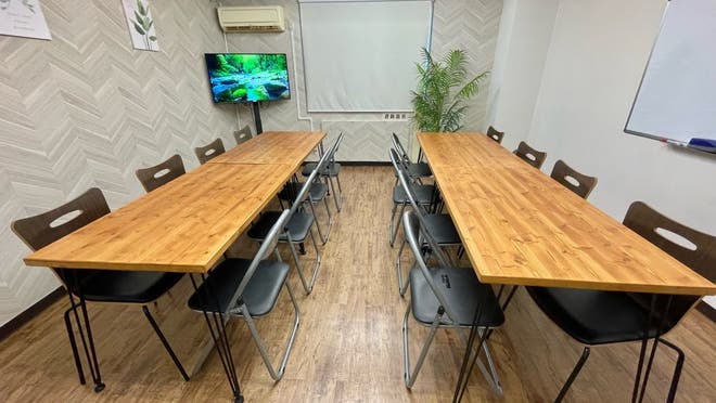 ★ComfortSpace秋葉原Ⅳ★駅4分 大型テーブル、電子レンジ、マッサージベッド、TVモニタ完備の写真3