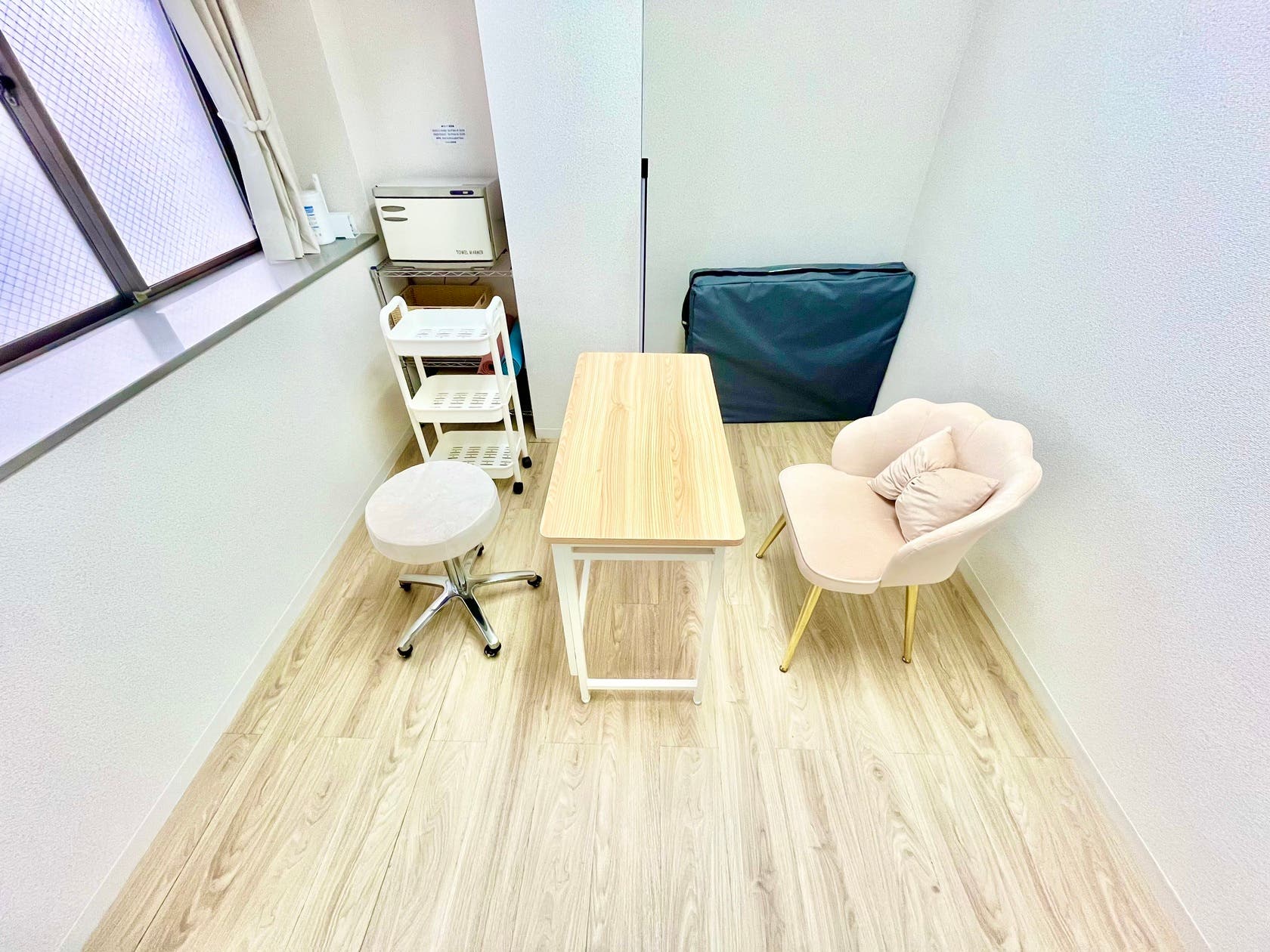 NEW&lt;オレンジスペース🍊新横浜&gt;⭐️多目的に⭐️ｲﾝﾎﾞｲｽ対応⭐️完全個室(自然光あり)⭐️ﾅﾁｭﾗﾙ仕様⭐️飲食可の写真6