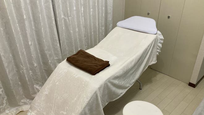 駅近・矢場町駅1番出口徒歩1分!完全個室のレンタルサロン☆有人管理なので安心の写真2