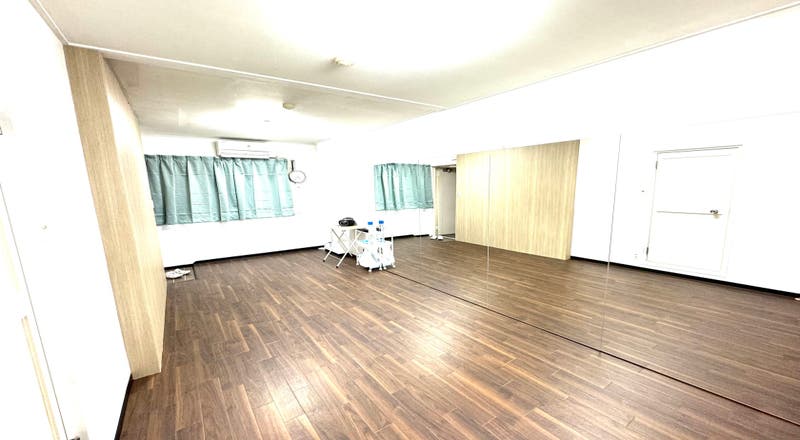 🚢Artsstudio三宮✨三宮徒歩２分✨４０１号室ダンス、楽器、トレーニング、マッサージ、初めて大歓迎！！