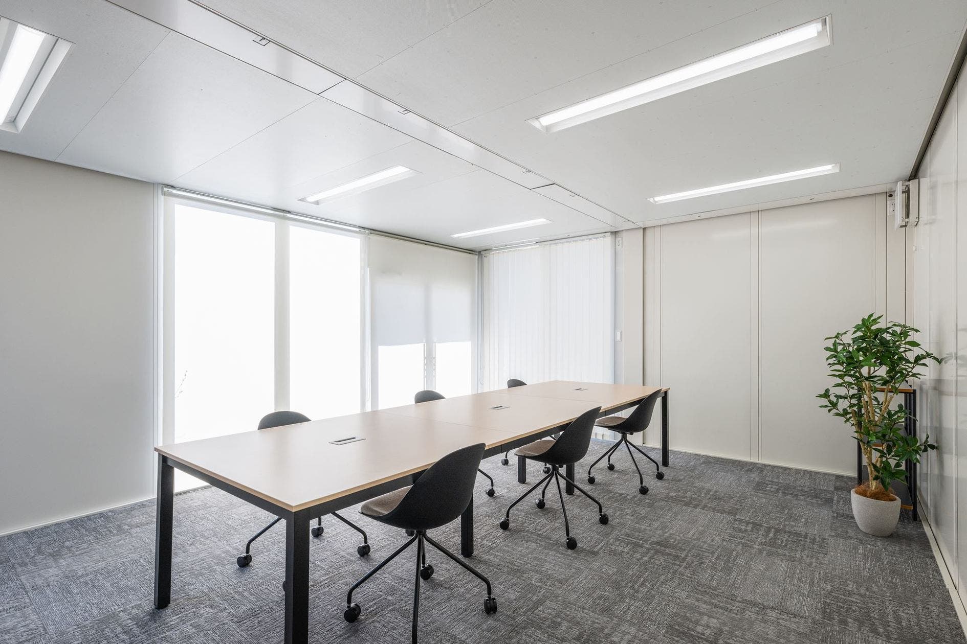 【Meeting1】✨U-SPACE横浜南店✨会議や打ち合わせにぴったりのオフィススペースです♪Wi-Fi/横浜市の写真5