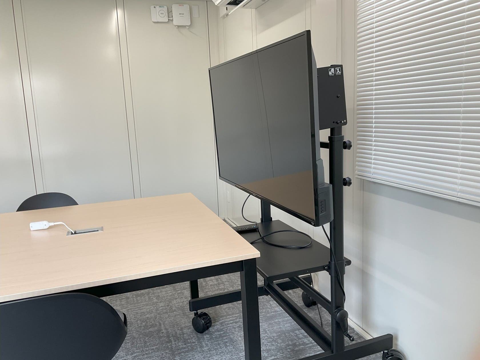 【Meeting2】✨U-SPACE名古屋辻本通店✨会議や打ち合わせにぴったりのオフィススペースです♪Wi-Fi/名古屋市の写真10