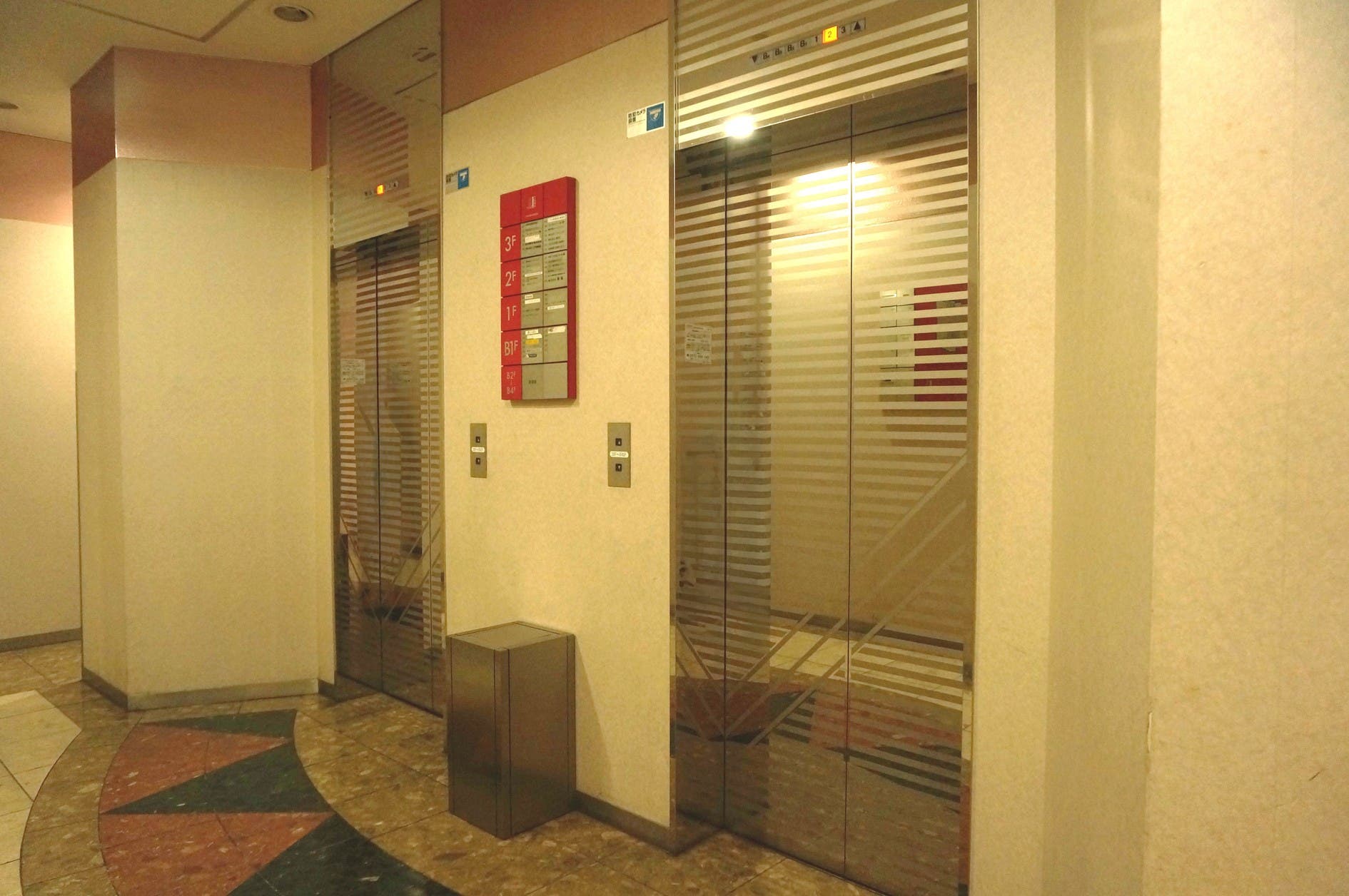 【新宿駅、西新宿駅からアクセス抜群】綺麗で清潔な70㎡フルリフォーム貸会議室、充実の設備が無料で使い放題！ウォーターサーバー有の写真19