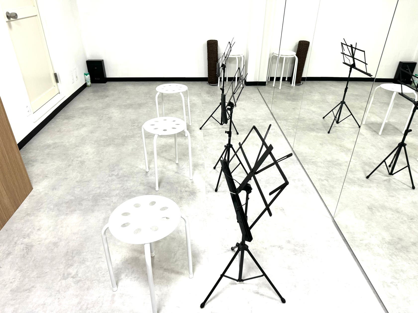 🚢Artsstudio三宮✨三宮徒歩２分✨402号室ダンス、楽器、トレーニング、マッサージ、初めて大歓迎！！の写真8