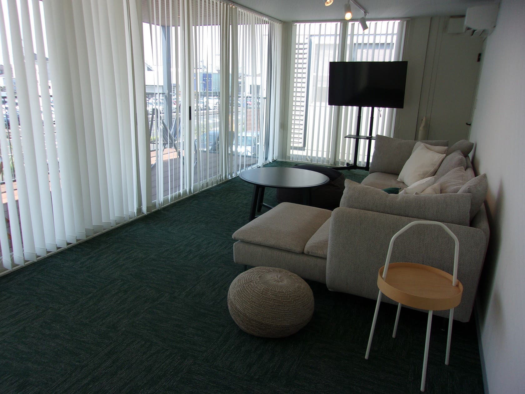 【Living2】✨U-SPACE木更津店✨リビングをイメージしたちょっとした集まりに最適のスペースです♪Wi-Fi/木更津市の写真7