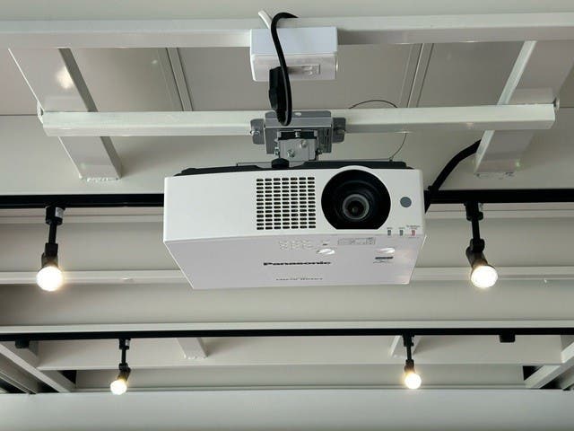 【Community】✨U-SPACE広島店✨大鏡やプロジェクターなどが充実しています♪Wi-Fi/広島市の写真14