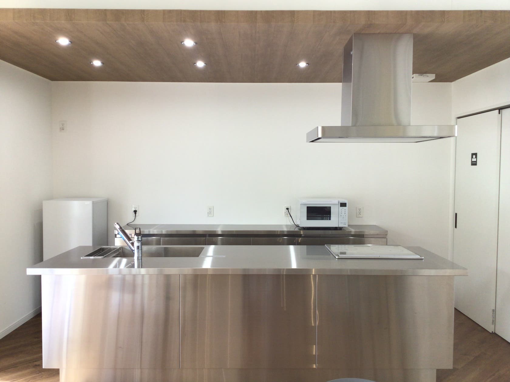 【Community】✨U-SPACE広島店✨大鏡やプロジェクターなどが充実しています♪Wi-Fi/広島市の写真5