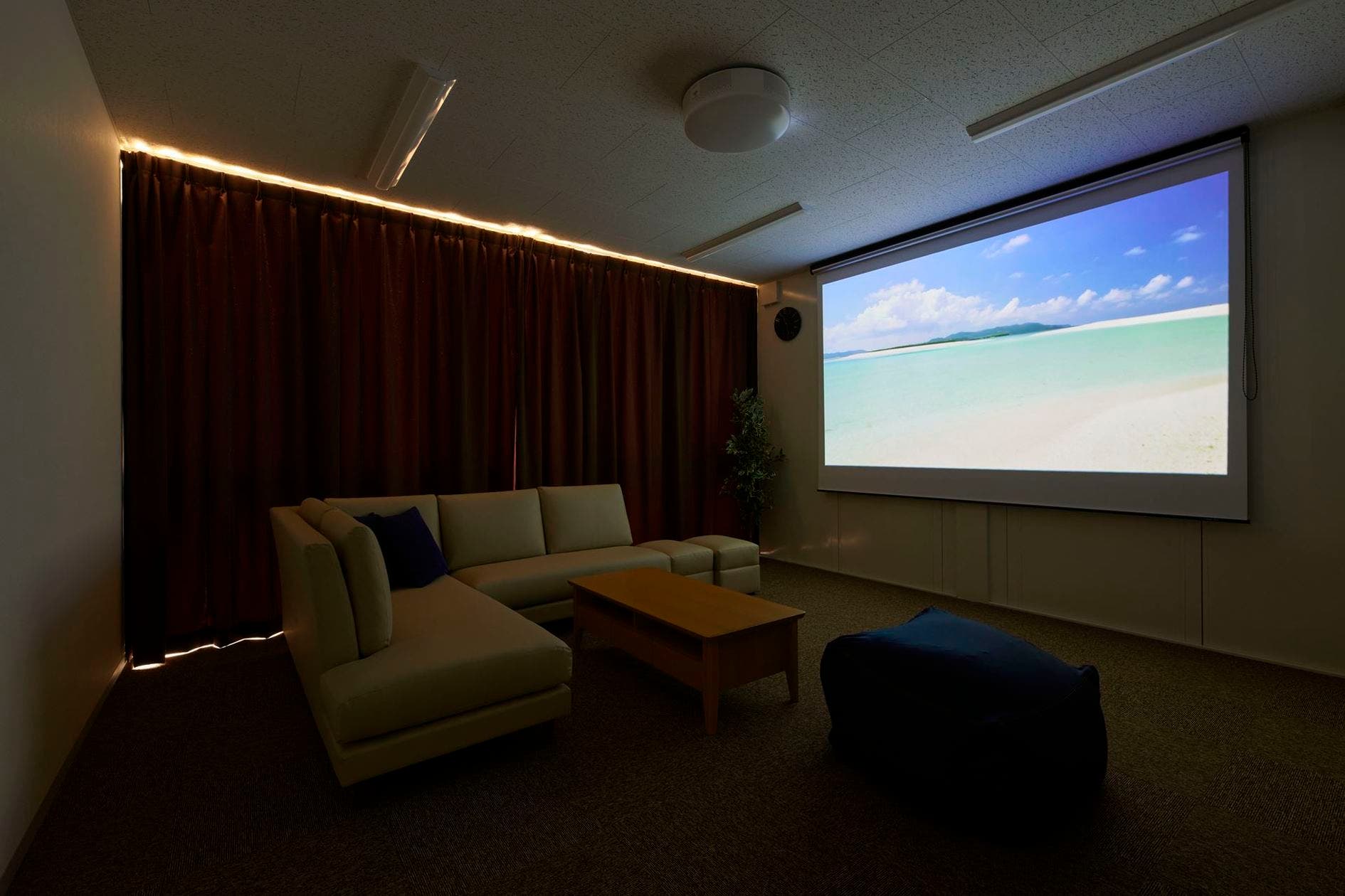 【Living3】✨U-SPACE木更津店✨映画鑑賞や打ち合わせスペースとしてもご利用いただけます♪Wi-Fi/木更津市の写真6