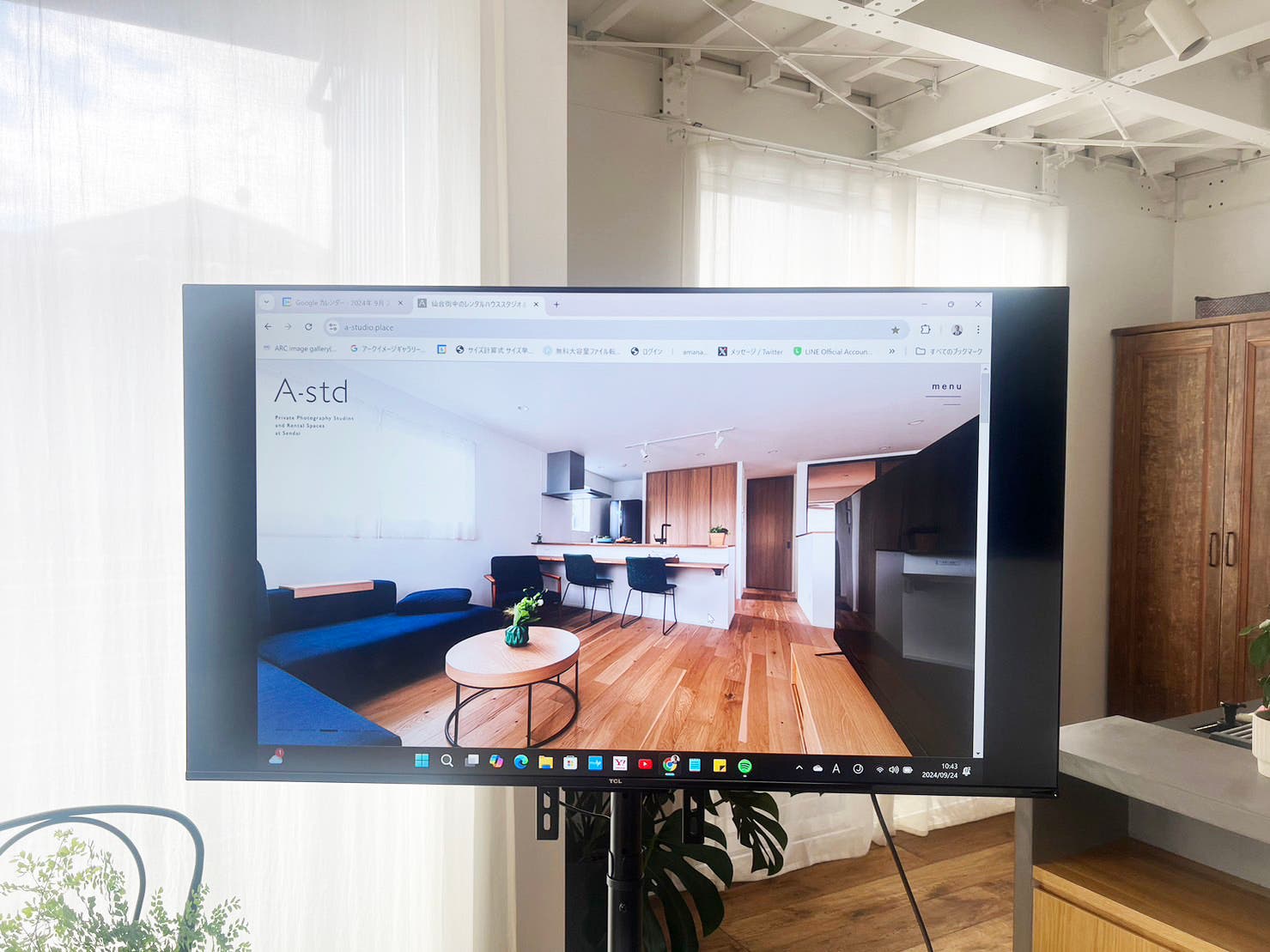 可動式 50型 大型モニターのレンタルの画像1