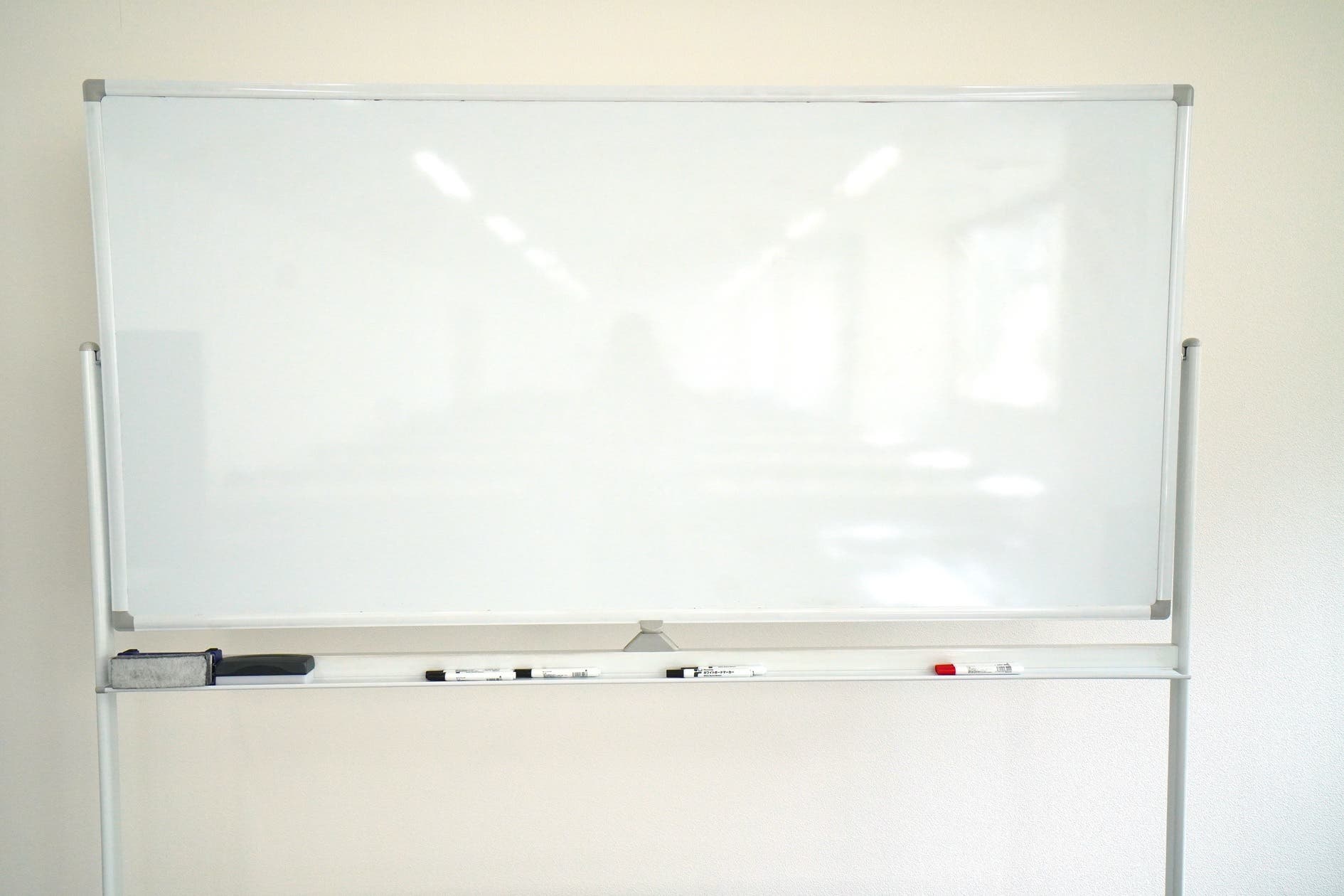 ＜豊橋駅前 TB4F-H会議室＞豊橋駅徒歩1分🚃48名収容🪑光回線Wi-Fi📶プロジェクター🎥モニター🖥️セミナー/研修/会議の写真9