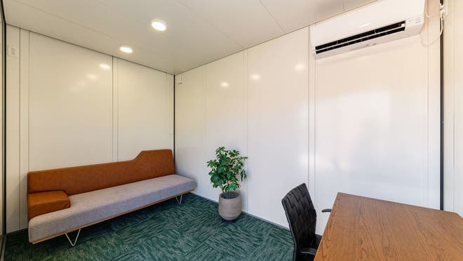 【Living】✨U-SPACE市川店✨リビングをイメージしたちょっとした集まりに最適のスペースです♪Wi-Fi/市川市の写真2