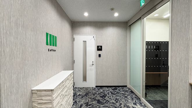 【1時間1,430円!ドン・キホーテ新宿店地下1階】モニター・フリードリンク付き6名会議室(Room A)※予約時間前は入室不可の写真8