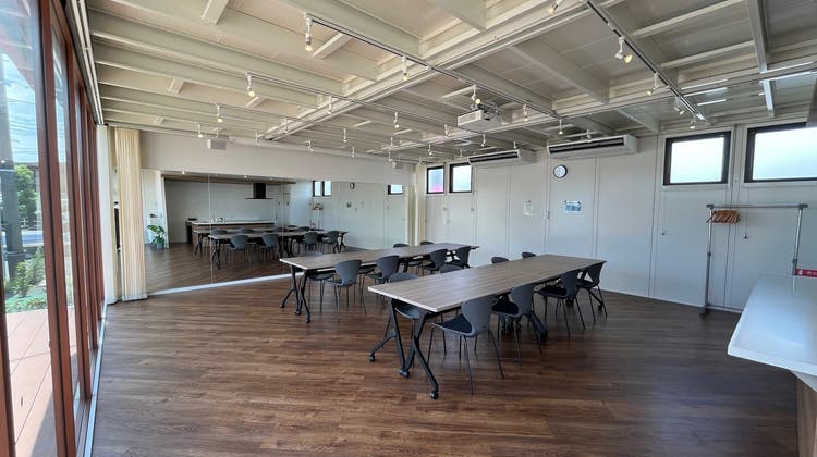 【Community】✨U-SPACE新富士店✨大鏡やプロジェクターなどが充実しています♪Wi-Fi/富士市の写真1