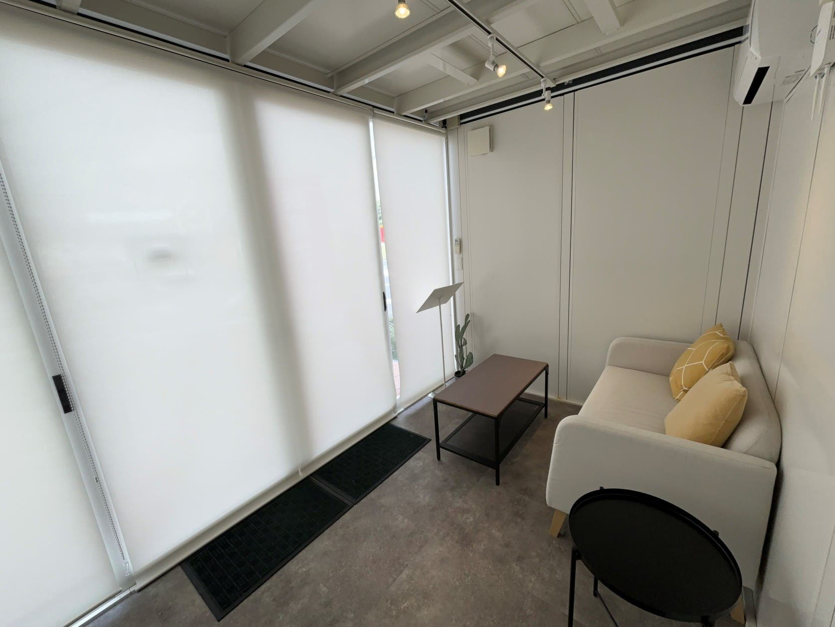 【Living】✨U-SPACE新富士店✨リビングをイメージしたちょっとした集まりに最適のスペースです♪Wi-Fi/富士市の写真8