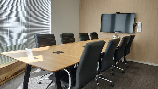 【BIZcomfort町田】小田急町田駅徒歩4分!8名用会議室#Wi-Fi#モニター#フリードリンク#付き。受付スタッフ在籍の写真2