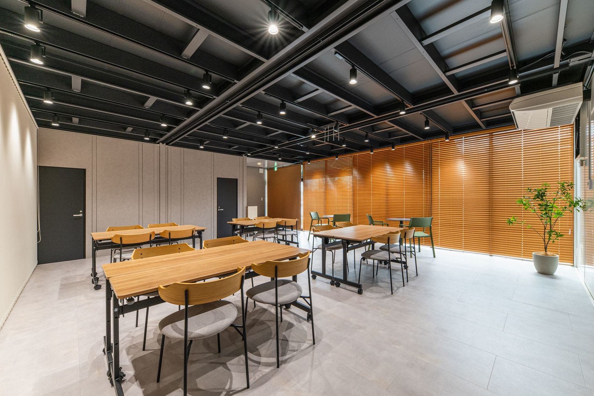 【Community】✨U-SPACE柏店✨大鏡やプロジェクターなどが充実しています♪Wi-Fi/柏市の写真5