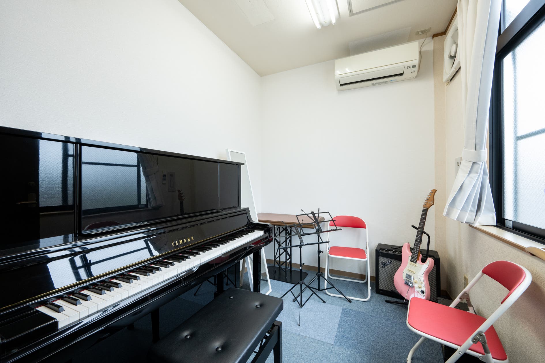 個室（2階）：1～2名様用の画像2