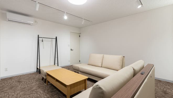 【Living2】✨U-SPACE福山中央店✨映画鑑賞や打ち合わせスペースとしてもご利用いただけます♪Wi-Fi/福山市の写真3