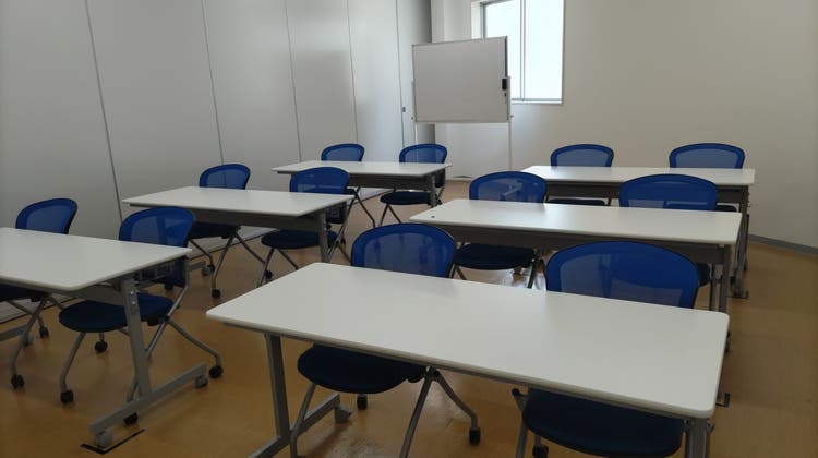 【昭島】便利な駅チカ12名様会場【会議室2】の写真1