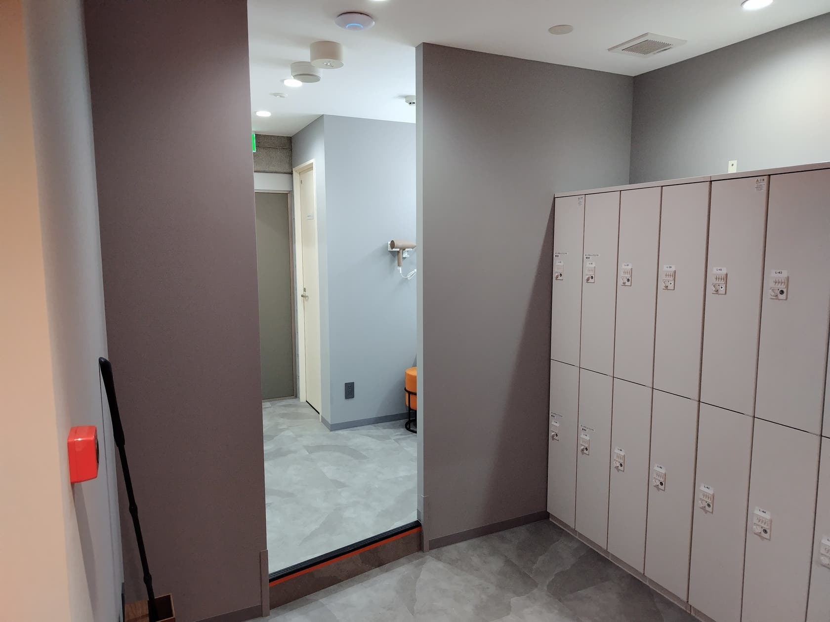 【四谷三丁目駅徒歩1分レンタルジム】設備充実、90平米超の広々レンタルジム！の写真5