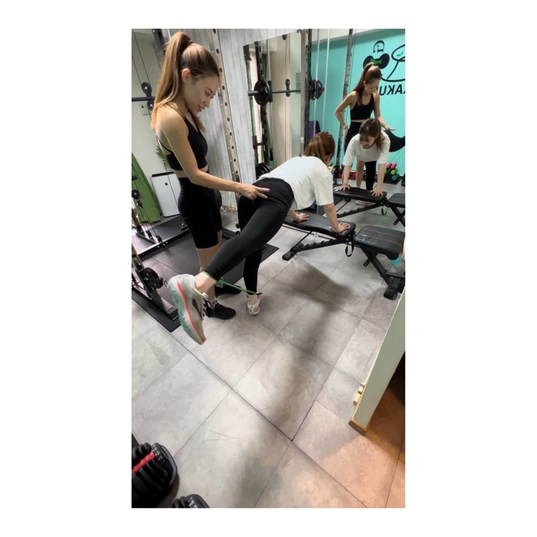 ＜RAKUNA神田・秋葉原＞ 完全個室ジム！スミスマシン、ダンベル、フィットネスバイク、全身鏡、その他完備☆の写真26