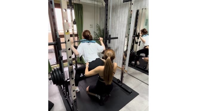 <RAKUNA神田・秋葉原> 完全個室ジム!スミスマシン、ダンベル、フィットネスバイク、全身鏡、その他完備☆の写真27