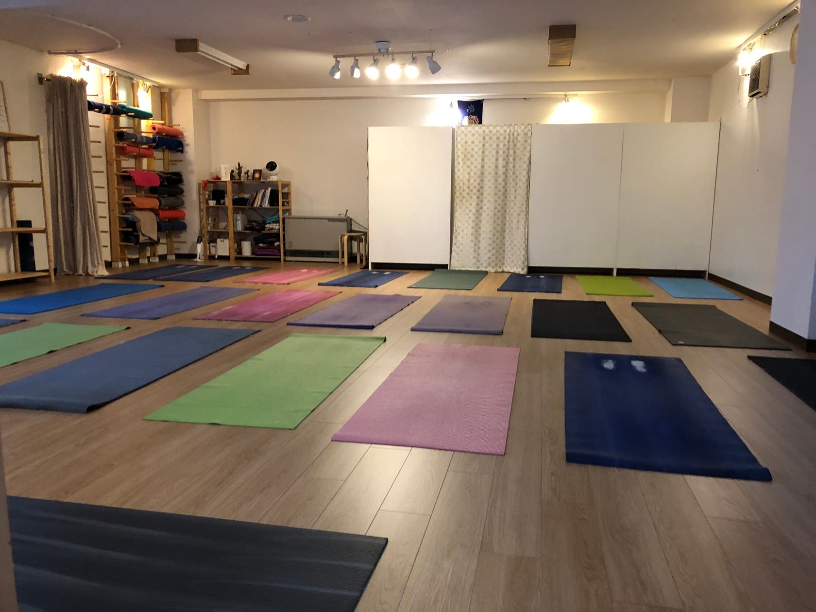 大通駅から徒歩1分のレンタルヨガスタジオです。Room Aの写真7