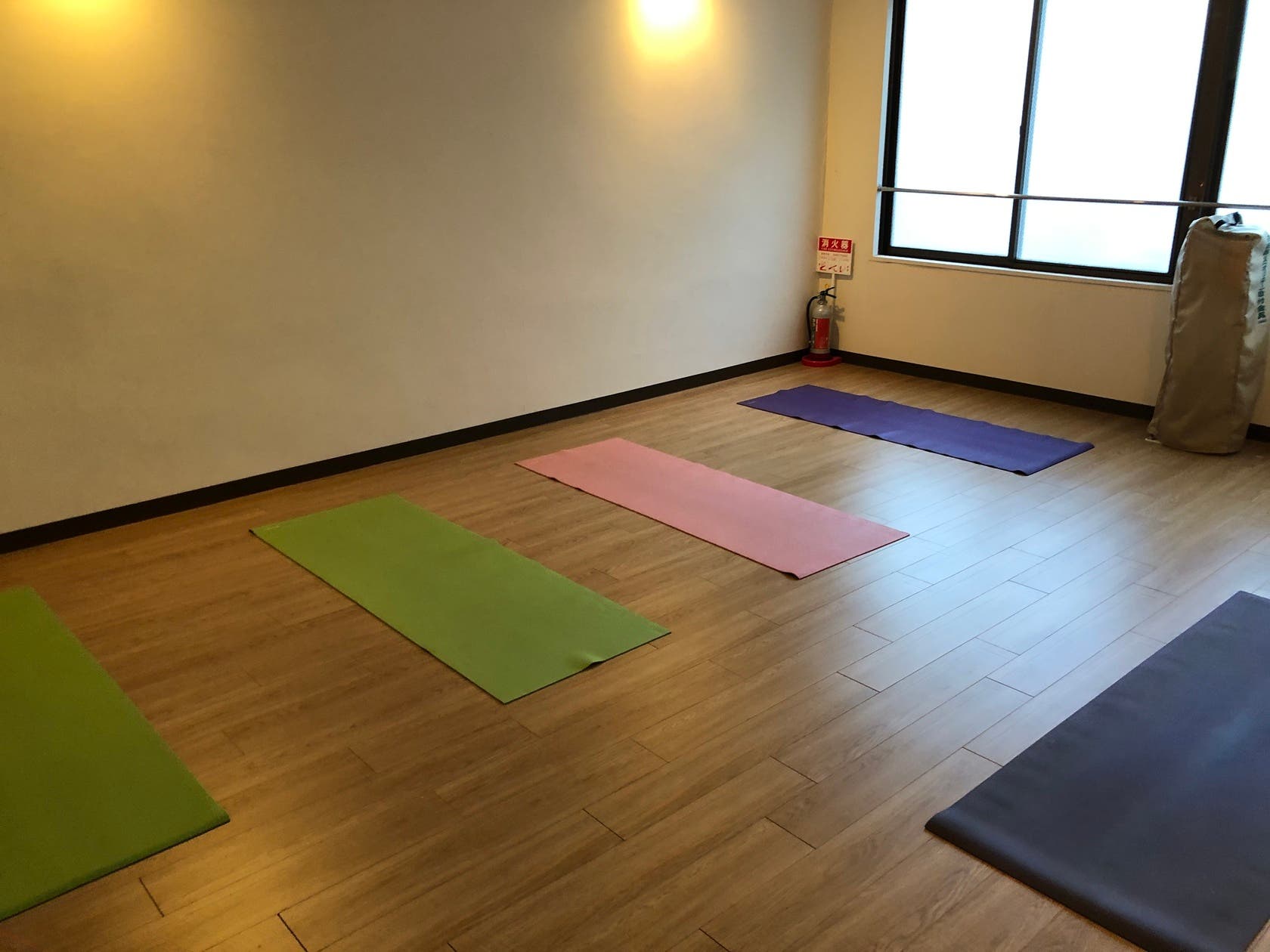 大通駅徒歩1分のヨガスタジオレンタルスペース。Room B 無料レンタルマット、ブランケット5枚づつあります。の写真9