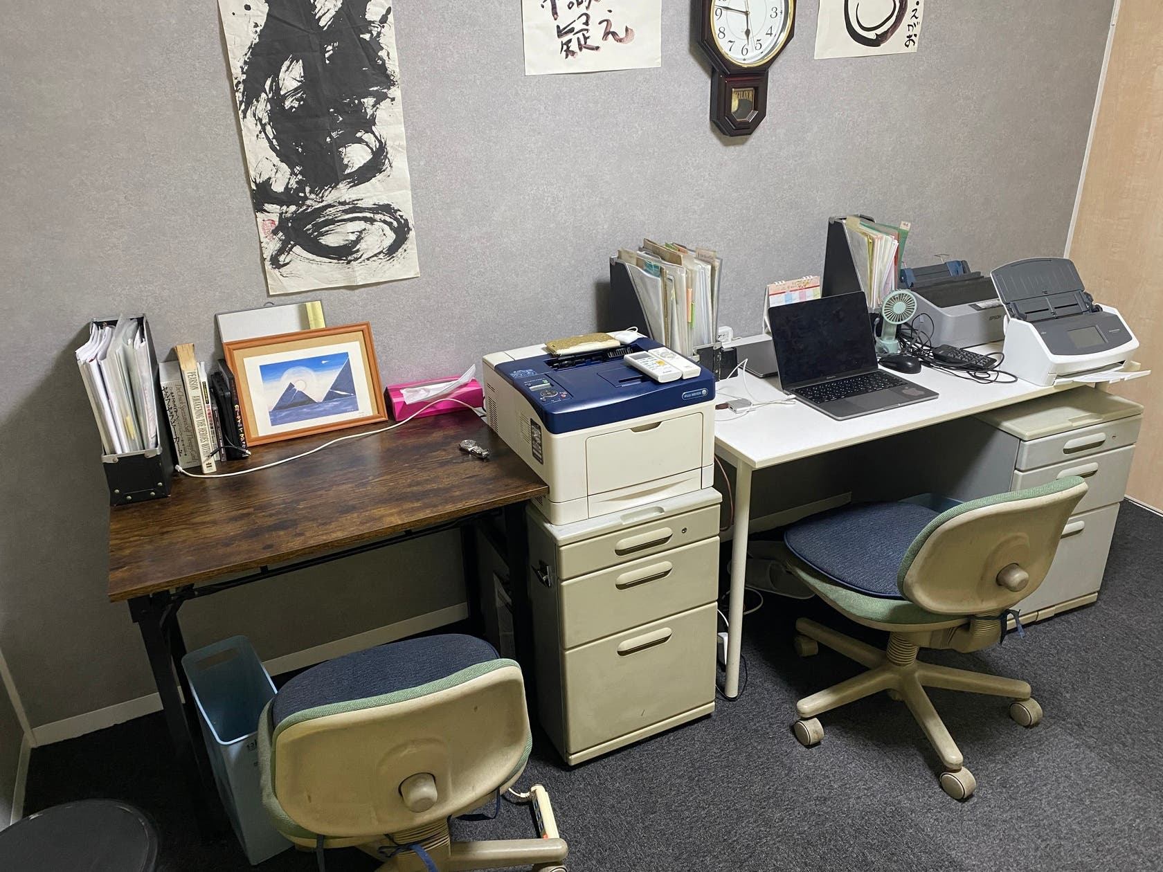 池袋駅から徒歩10分のオフィスを時間貸しでシェアします。カフェ代わりにどうぞ。の写真1